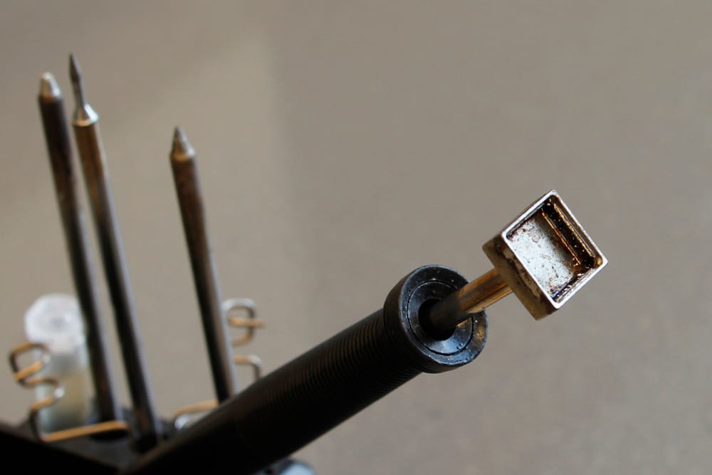 Nikon LS-8000 and LS-9000 IEEE-1394 Firewire repair